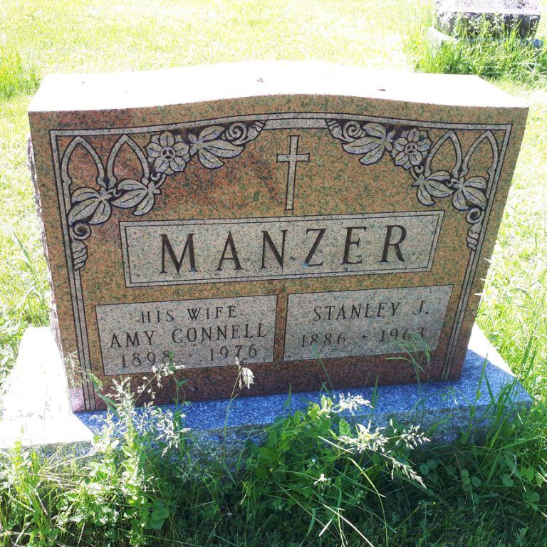 Victoria Lawn Cemetery, St. Catharines, Niagara Regional Municipality ...